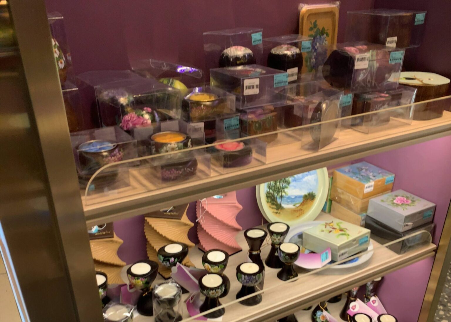 バンコク・スワンナプーム空港で見つけたおすすめのタイお土産と売り場を紹介！ - Culturize