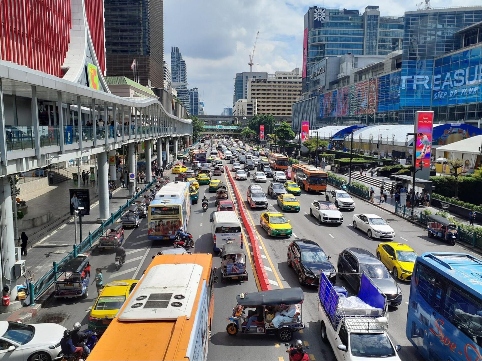 深夜フライトの強い味方！空港隣接のノボテル・バンコクスワンナプームエアポートのシャワーとサウナでスッキリしよう - Culturize