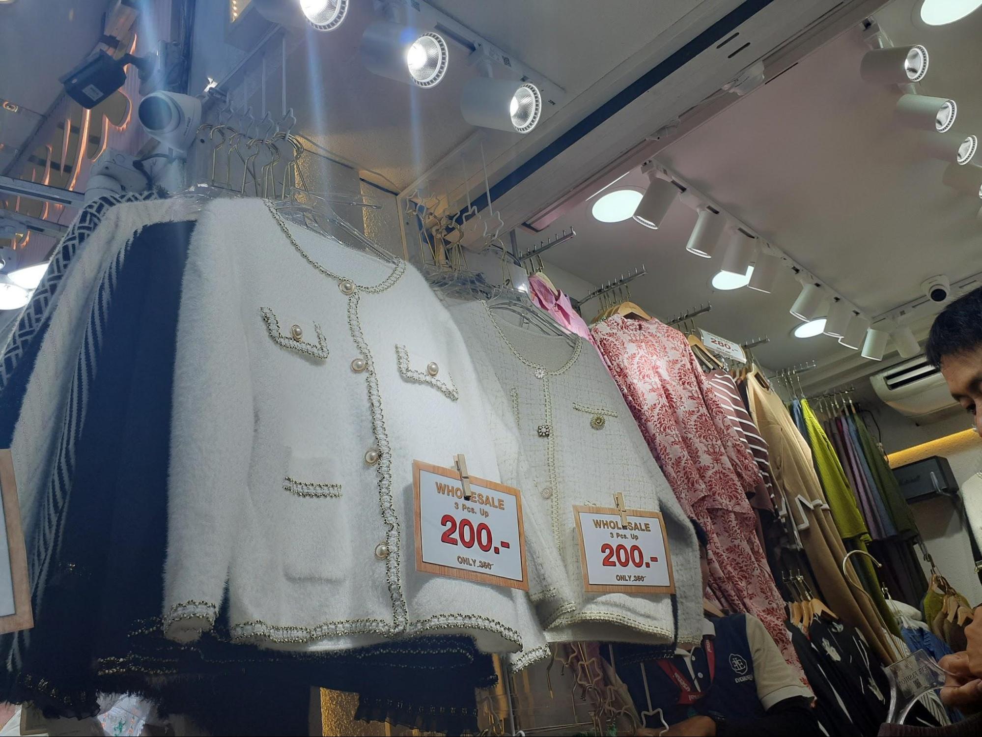 とっても簡単！バンコクでオリジナルパスポートケースを作ろう - Culturize